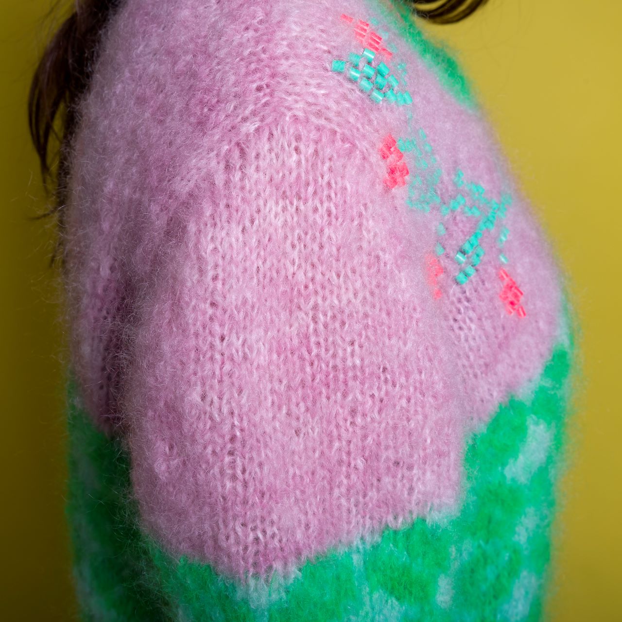 Køb Laura Sweater hos Handdyed.dk